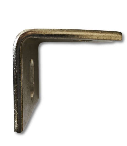 Short angle bar